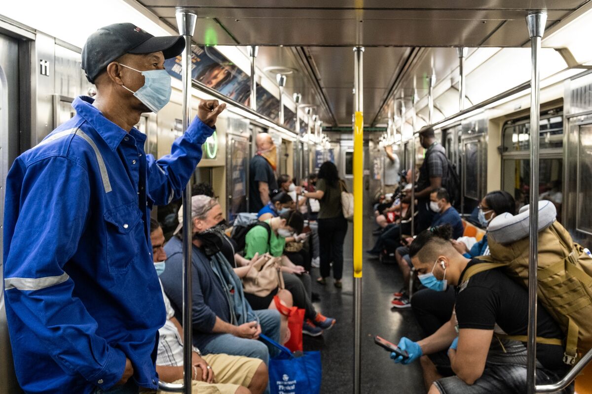 Fearful Commuters on Trains, Buses Hold One Key to U.S. Recovery ...