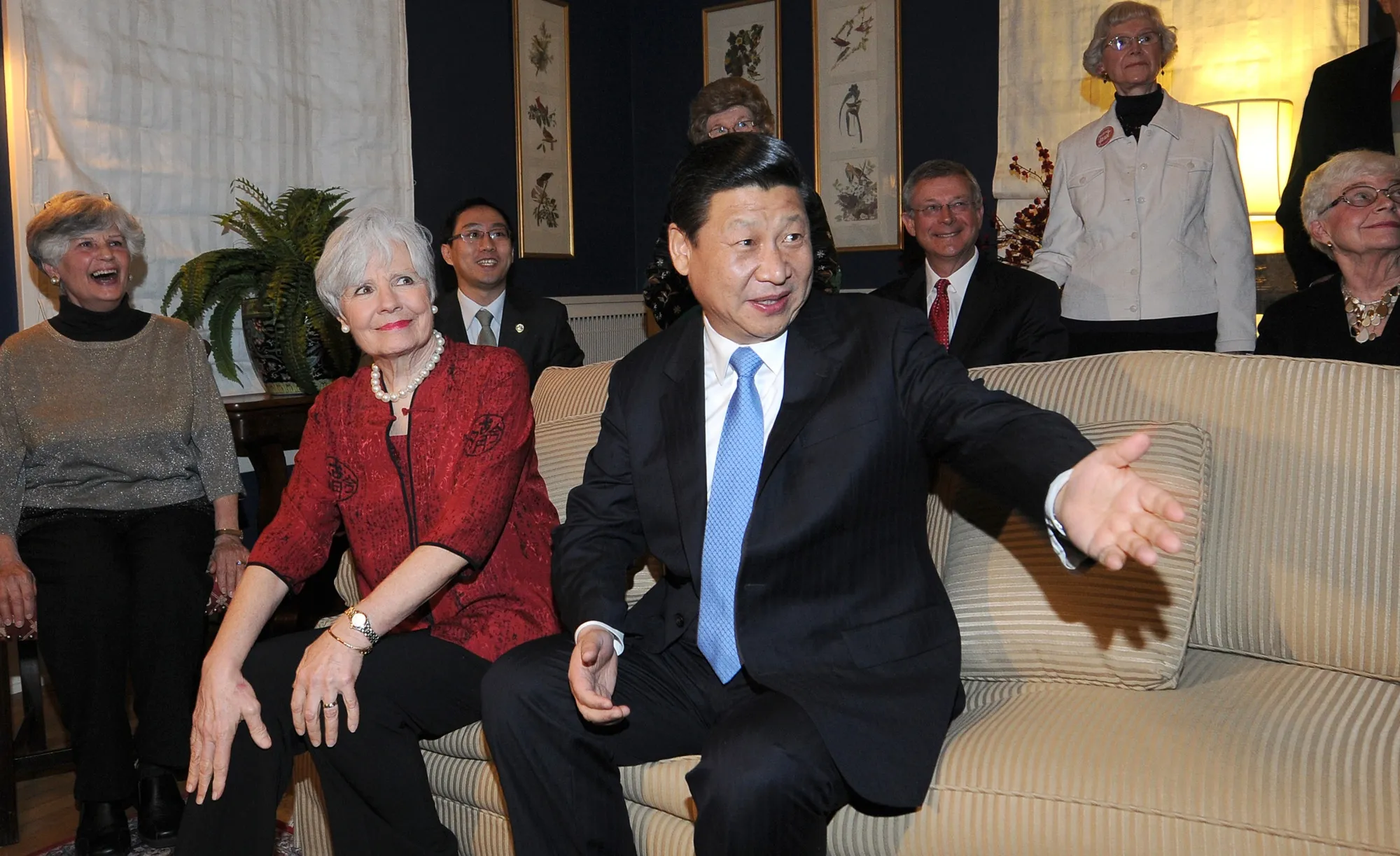 Xi Jinping’s ‘Old Friends’ From Iowa Get a Dinner Invitation - Bloomberg
