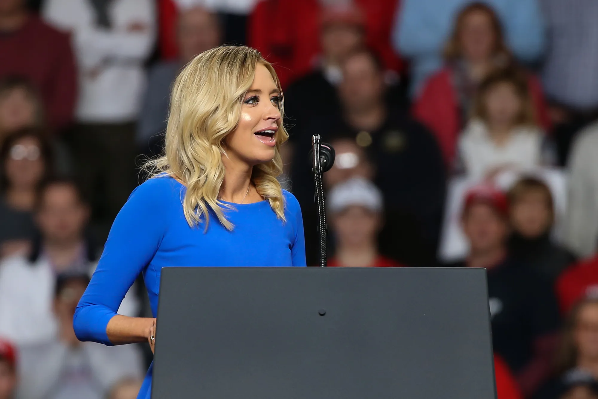 Kayleigh McEnany to Replace Stephanie Grisham as Trump Press Sec ...