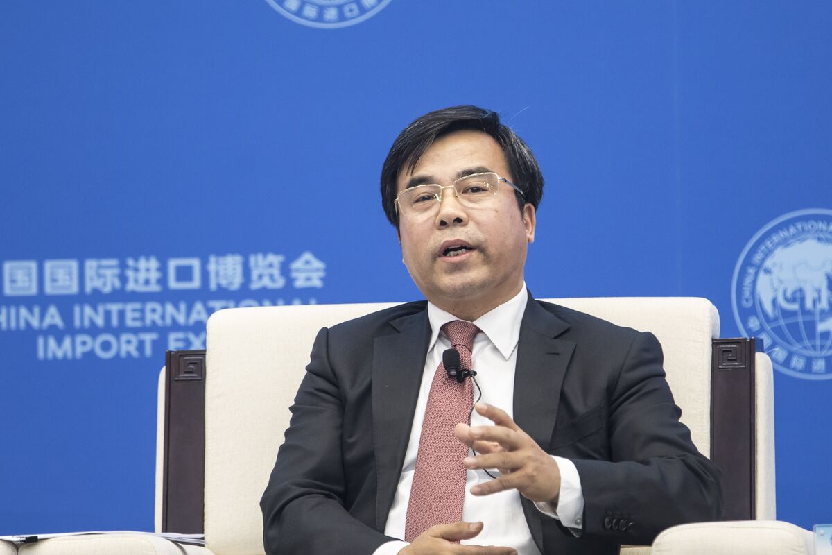 Ex-Bank of China Chairman Sentenced to Death With Reprieve - Bloomberg