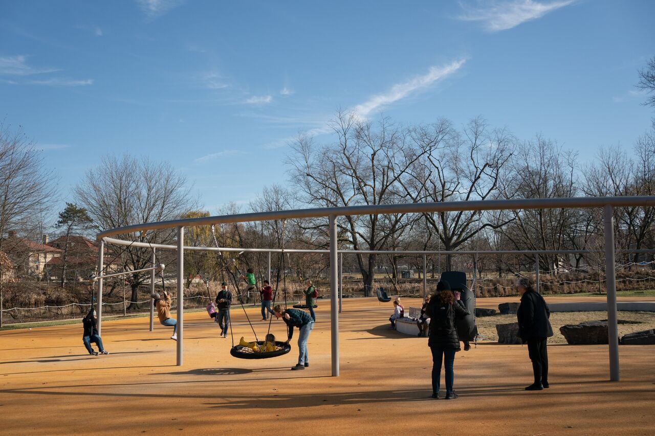 Philadelphia Playground Attracts Teens, Adults, with Largest US Swing Set