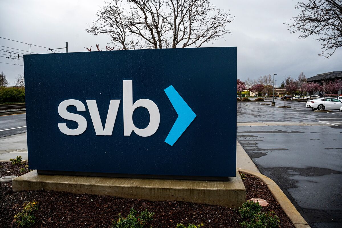 SVBの最高リスク責任者不在、FRBや弁護士らが問題視 - Bloomberg