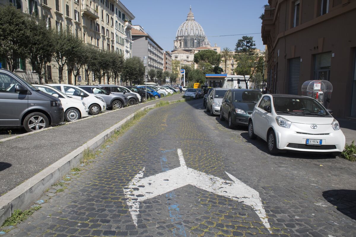 Italy Credit Rating: Moody’s Is in a Hole on Junk Question, Ex-S&P ...