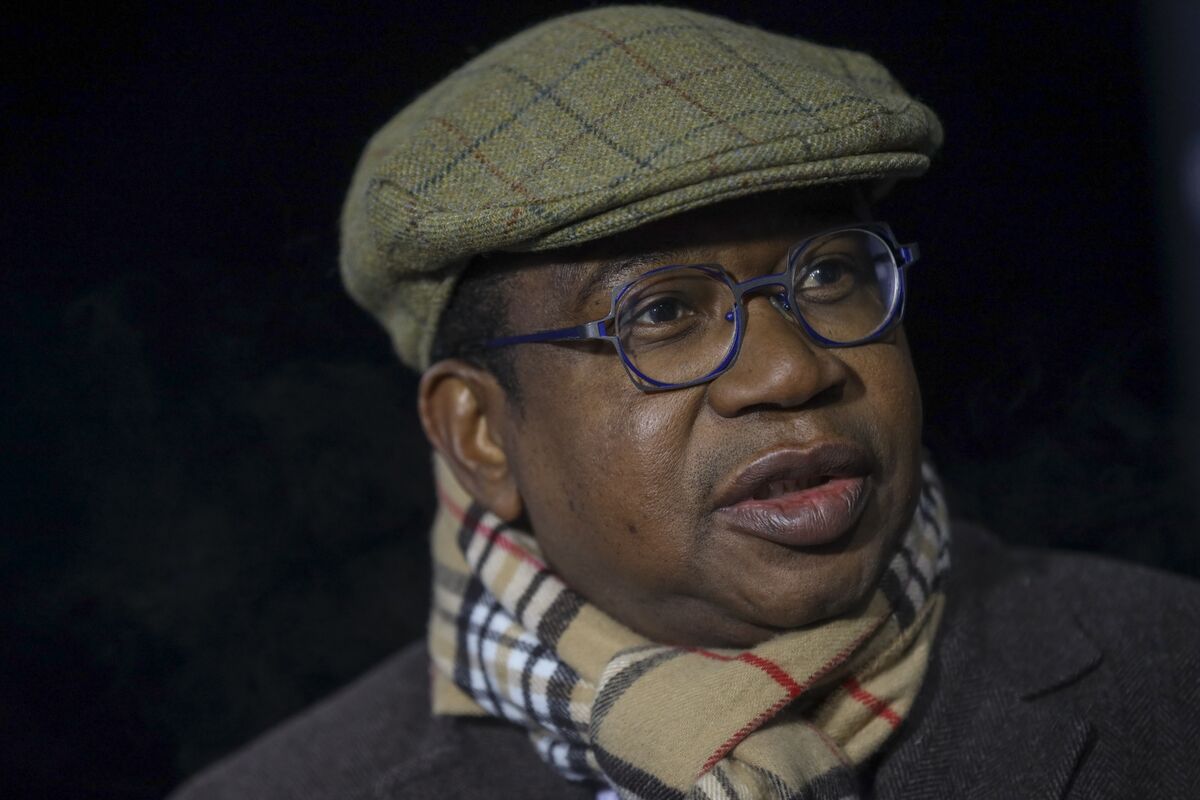 Zimbabwe's Ncube Vows to Press On With Reforms Drawing Protests - Bloomberg
