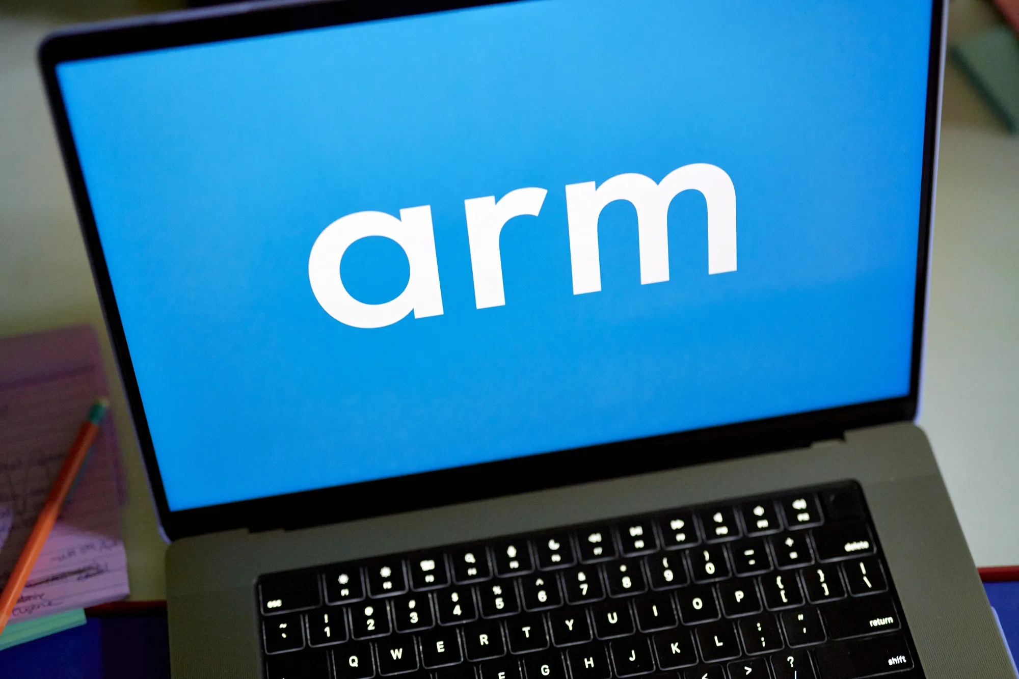 Arm IPO Expectations Tempered as Roadshow Kicks Off - Bloomberg