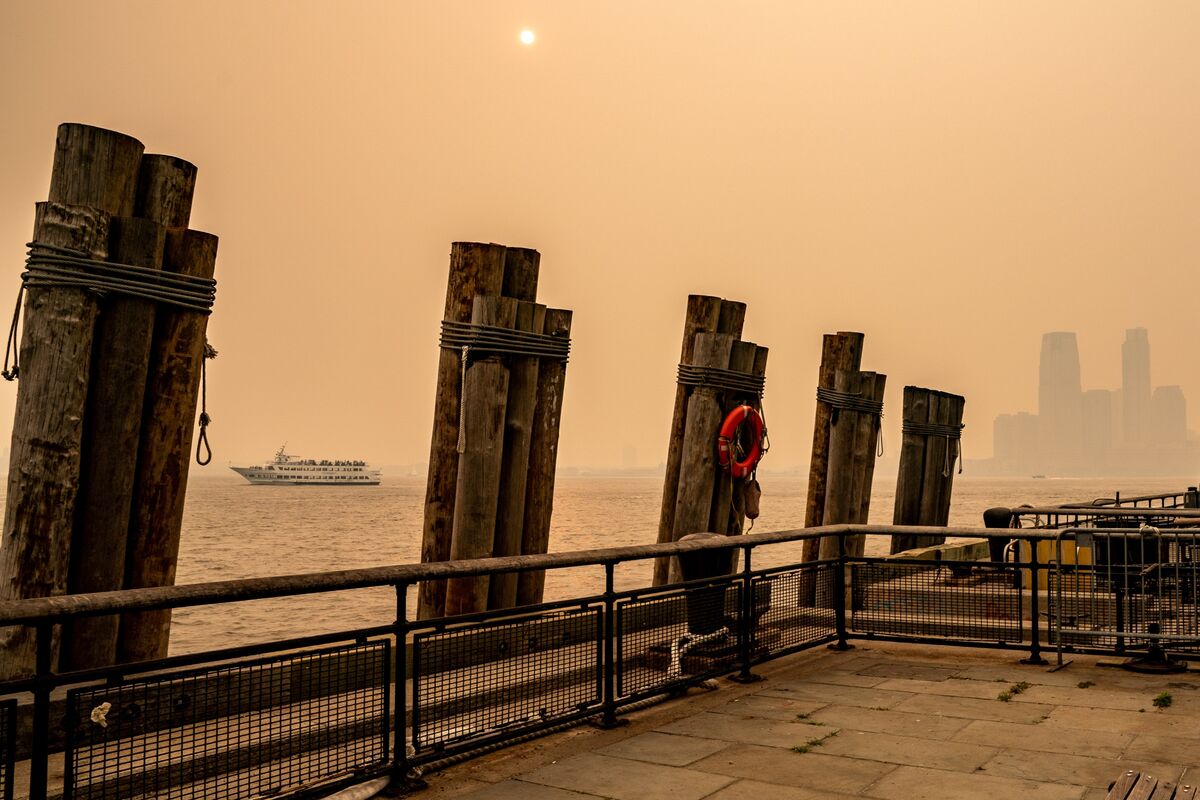 New York Skies Set to Darken Again With Smoke From Canada Wildfires ...