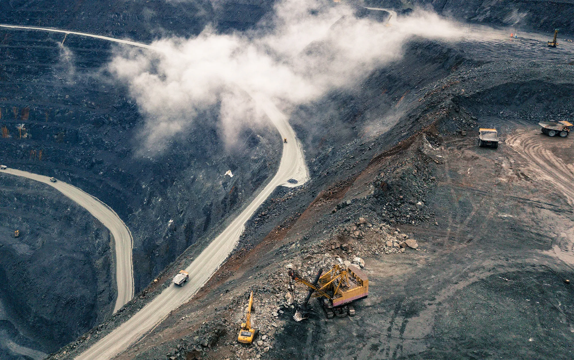 Putin Sends Army to Fight Siberian Gold Mine Virus Outbreak - Bloomberg