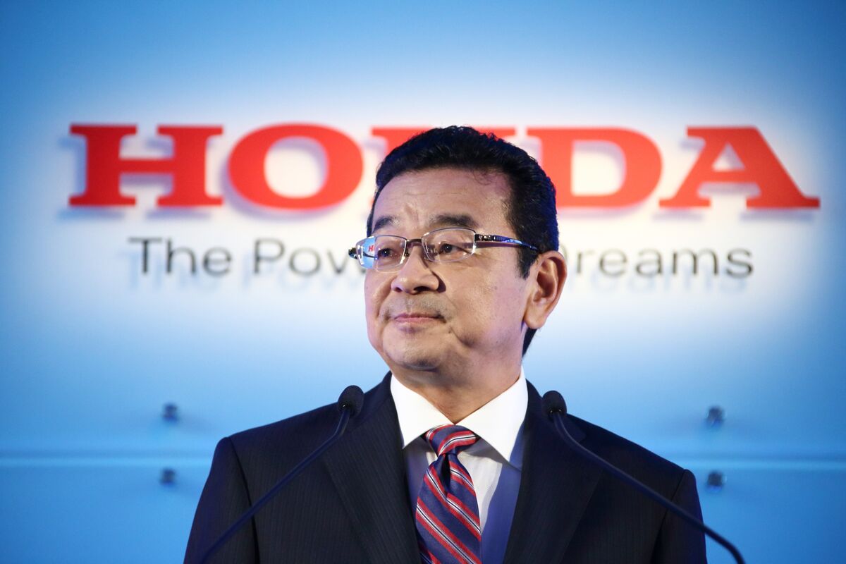 Honda CEO Revamps Carmaker That's Expanded `Beyond Our Means' - Bloomberg