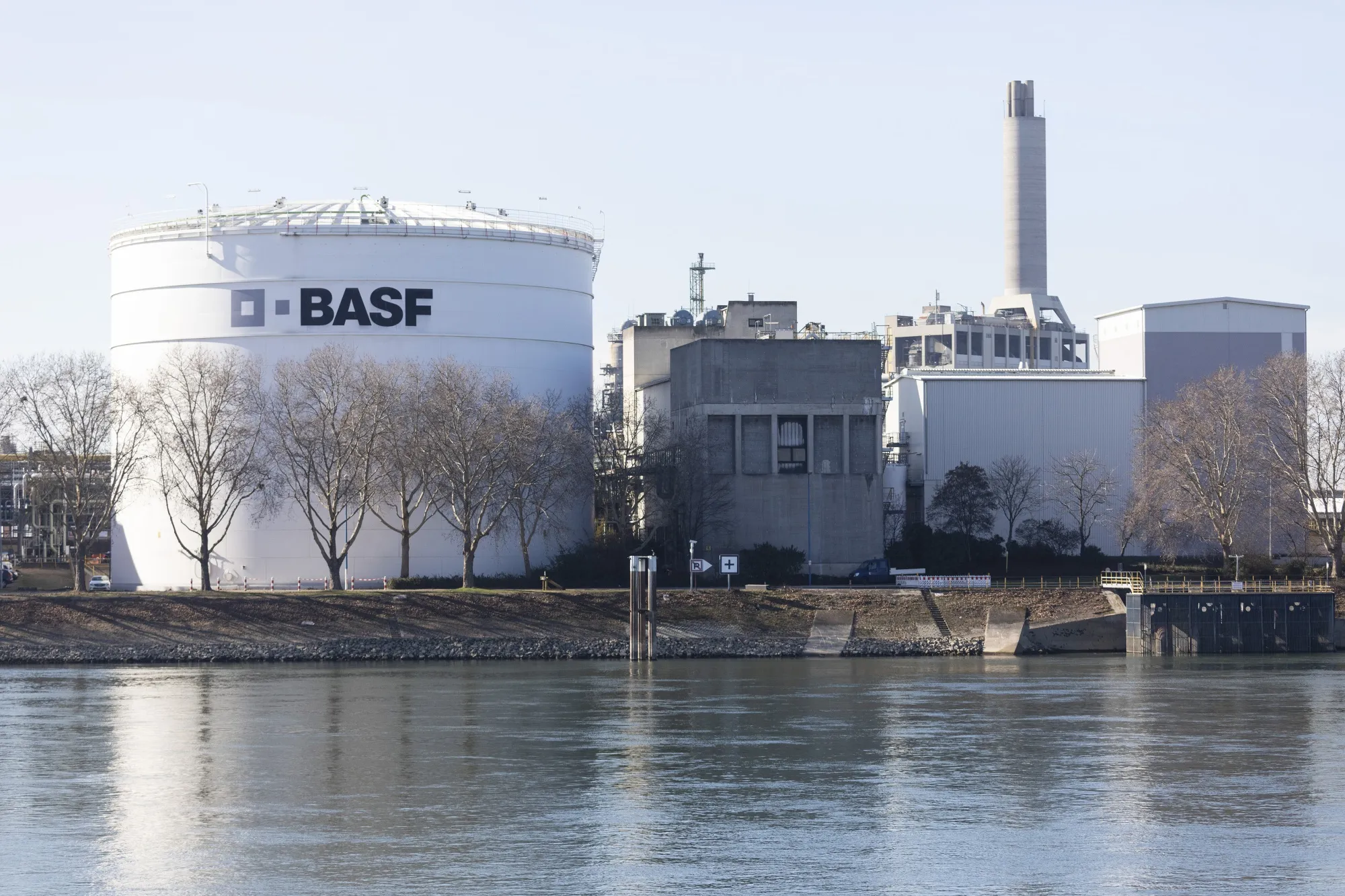 Factory Using As Much Power as London Gives a Signal on Slump - Bloomberg
