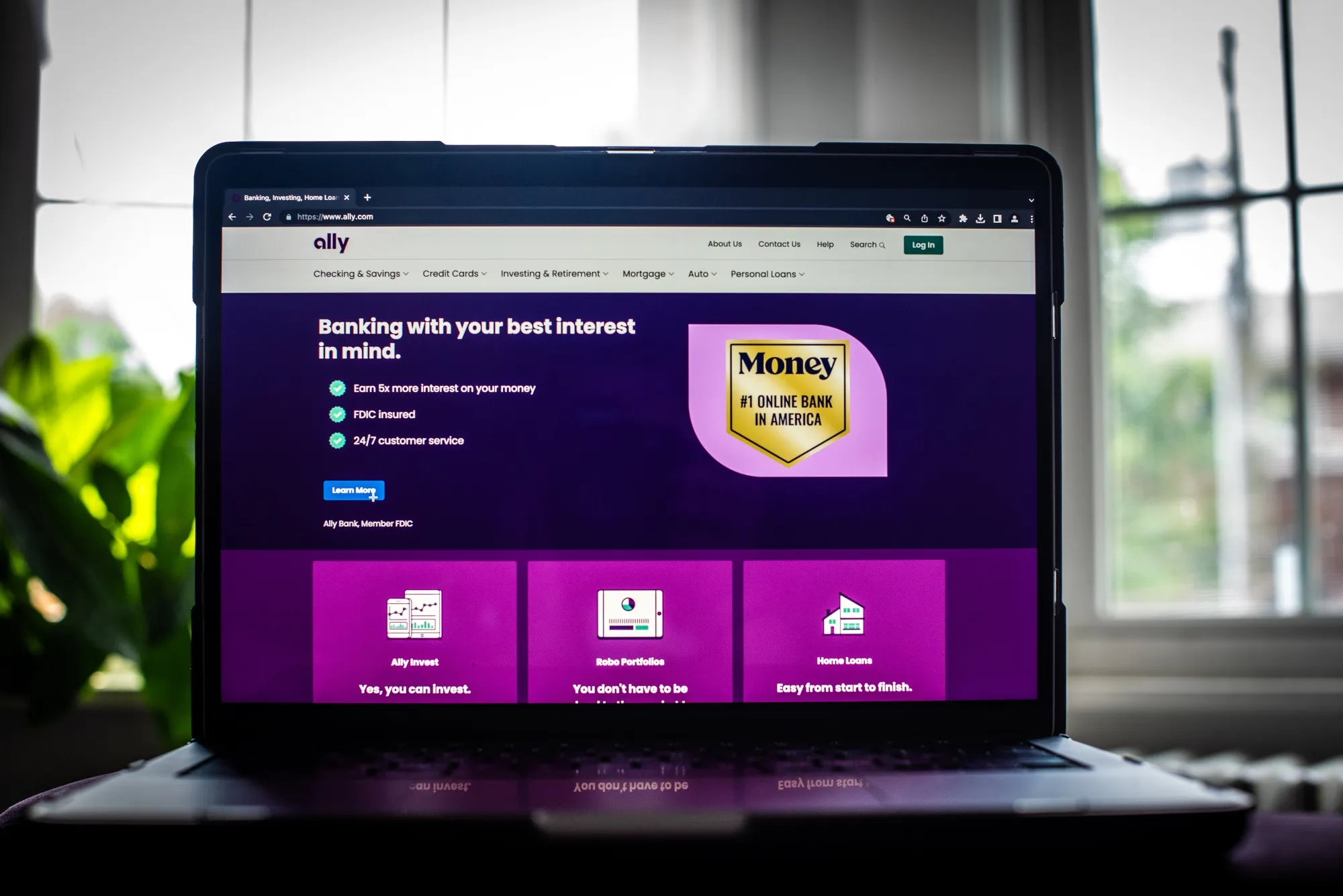 Ally Leaves Guidance Intact Amid Auto-Loan Tariff Concerns - Bloomberg