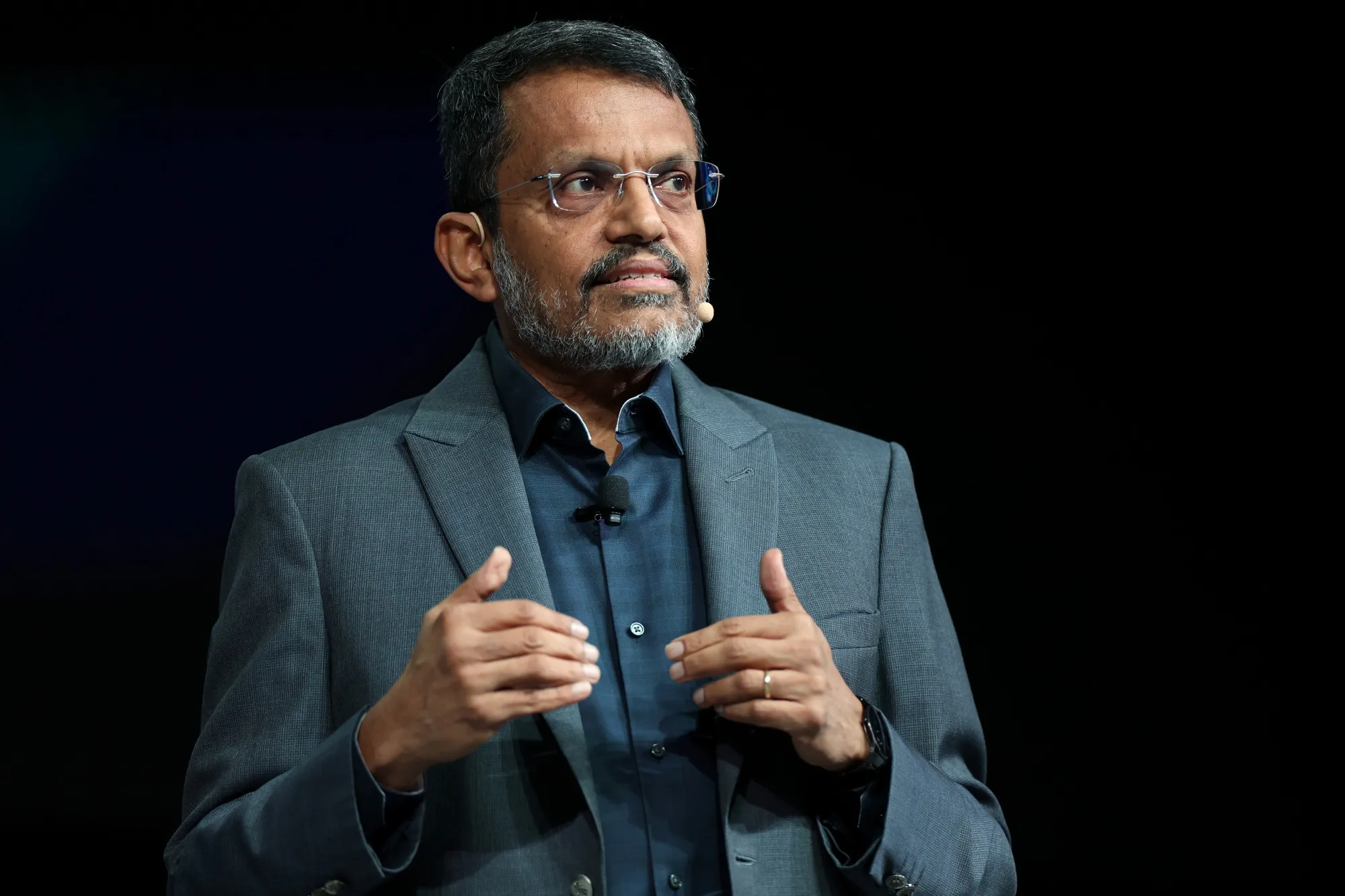Singapore’s Menon: Higher Carbon Prices Needed in Net Zero Push - Bloomberg