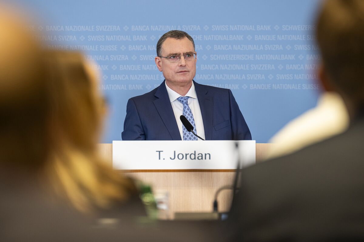 Rosalind Mathieson - Journalist Profile - Intelligent Relations