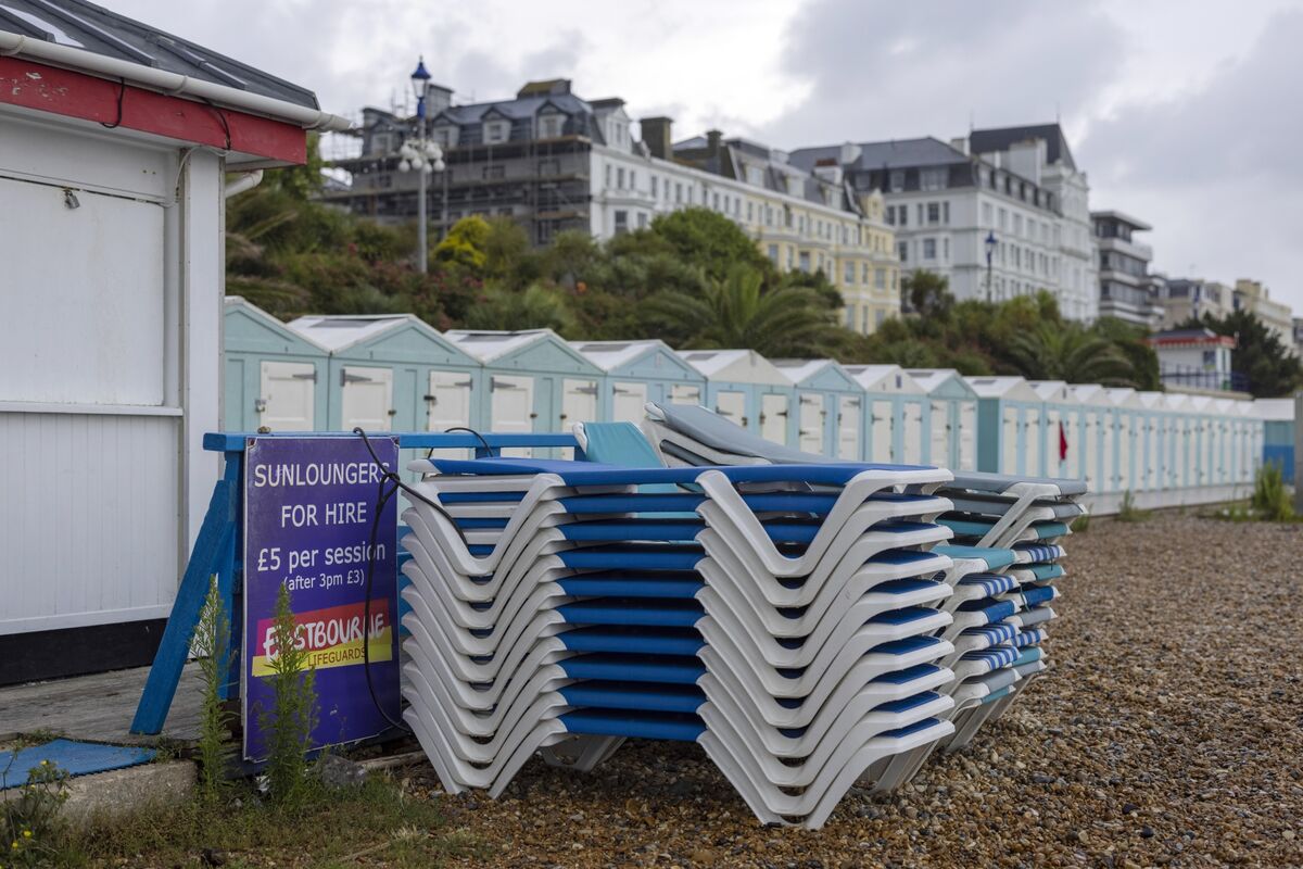 England Job Openings: Opportunities Dry Up In Seaside Towns as ...