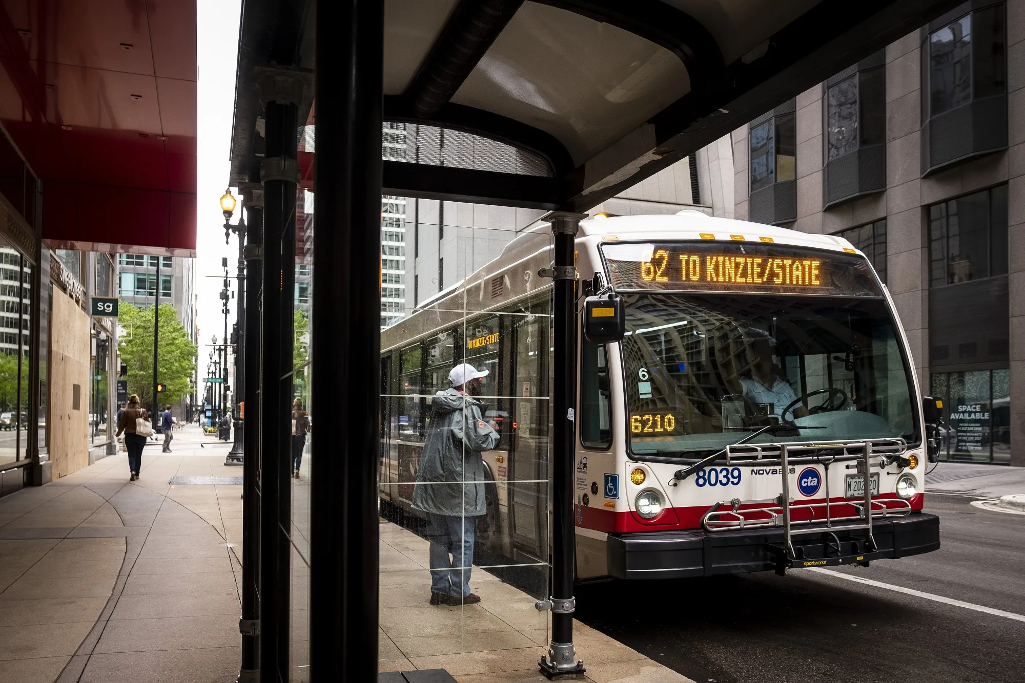 Chicago Transit Authority's Dorval Carter Says Crime Hurting Ridership ...