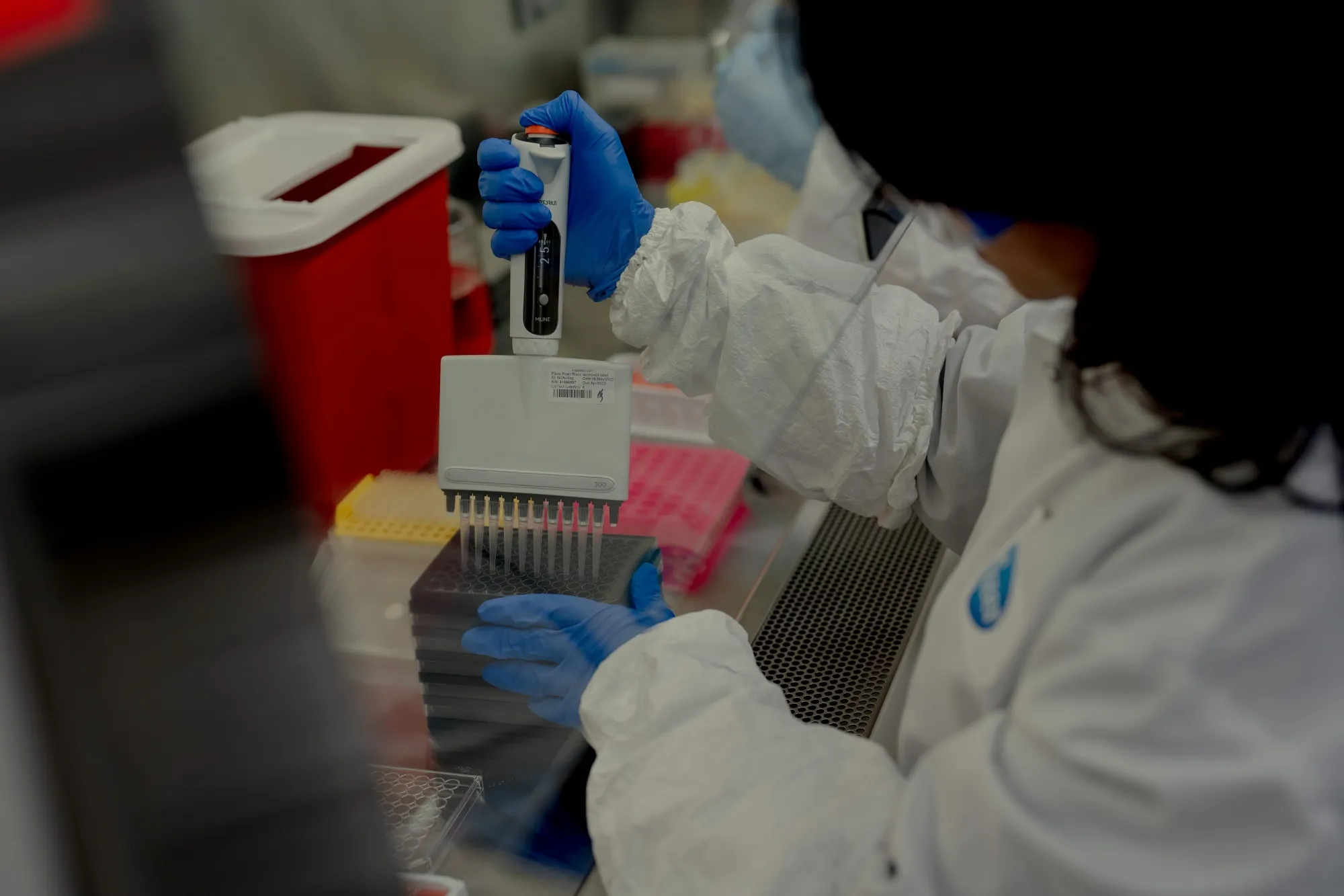 Pfizer (PFE) Invests $470 Million to Build Covid Shot Tech Research Lab ...