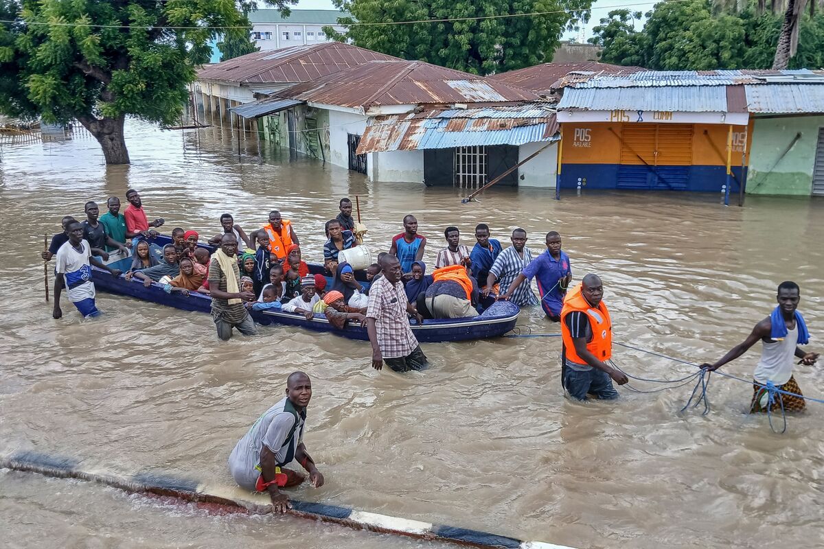 West Africa to Get More Rain After Floods Affect Millions - Bloomberg
