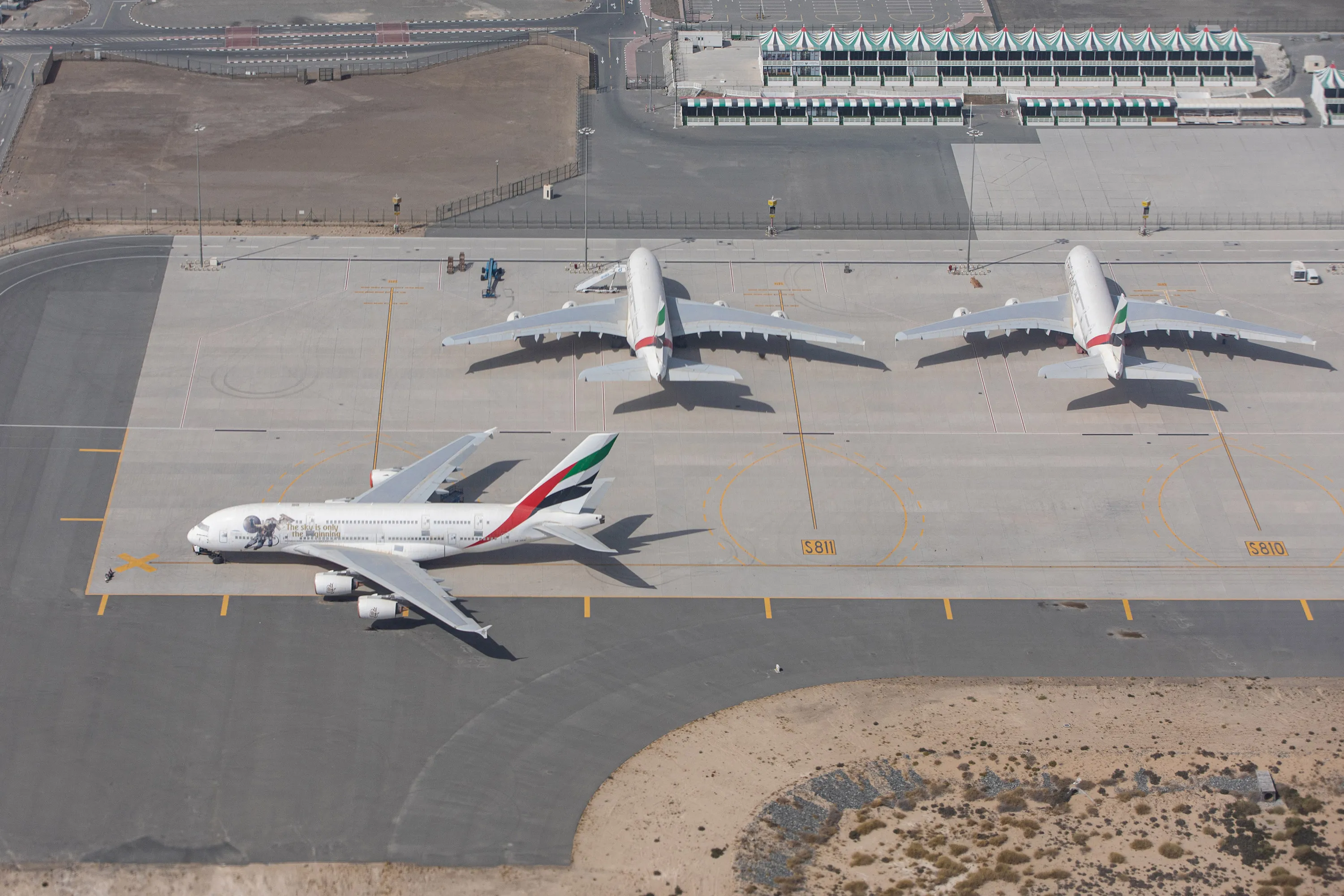 Emirates Posts Record Profit as Rebound Lifts Long-Haul Markets - Bloomberg