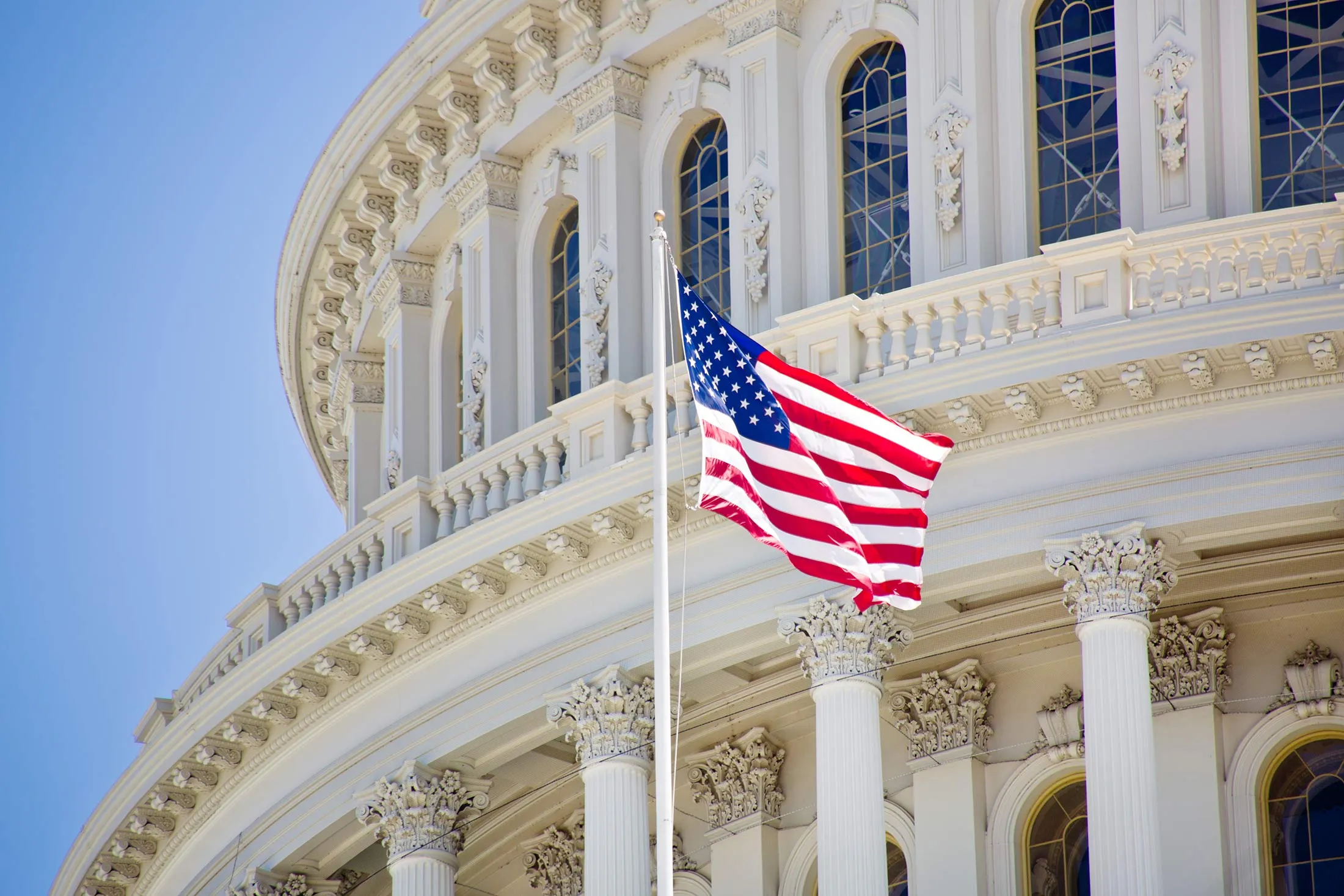 Consumer Views of the Economy Depend on Who’s President - Bloomberg