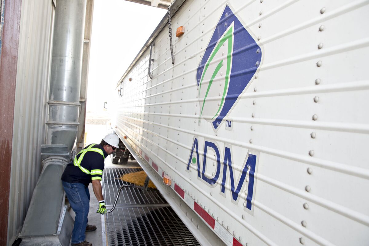 ADM Probe Highlights Struggle to Expand Beyond Commodity Trading ...