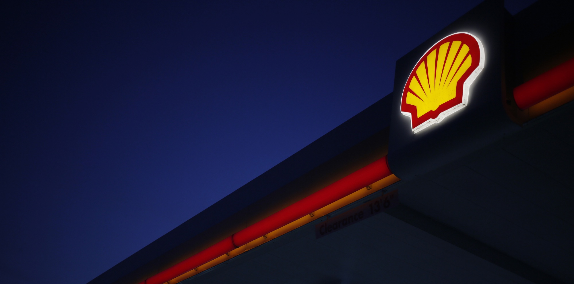 Shell Giving Up Dutch Identity May Help the Company Shrink More than ...