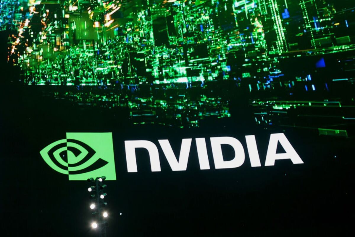 Terry Smith Shuns Nvidia Shares on Fears AI Hype Is Overblown - Bloomberg