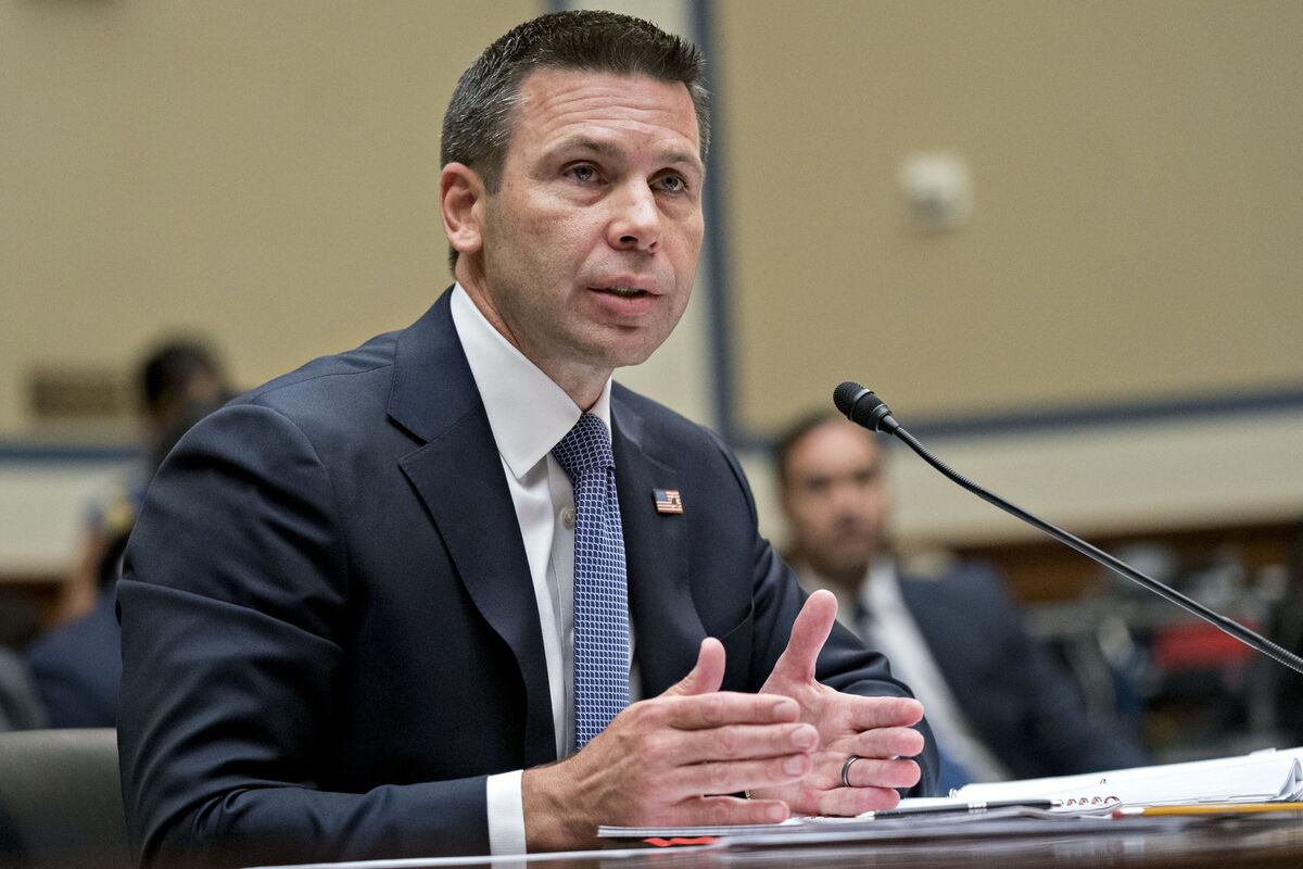 DHS Defends Border Response as Democrats Demand Answers on Kids - Bloomberg