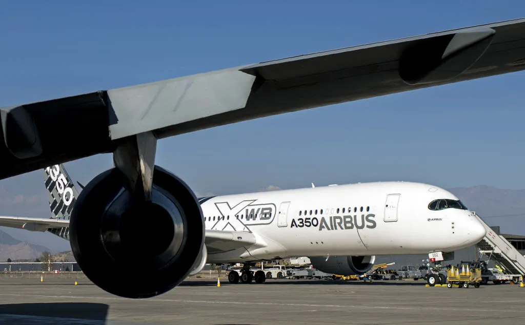 Airbus Scores Widebody Jet Wins in Two Boeing-Leaning Markets - Bloomberg