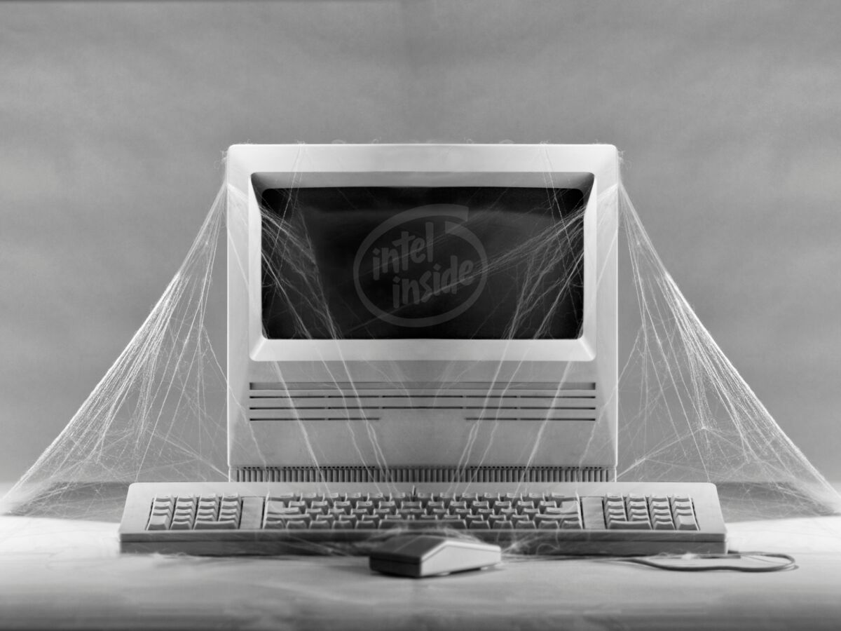 What Happens to Intel's Signature Sound If Qualcomm Takes Over? - Bloomberg