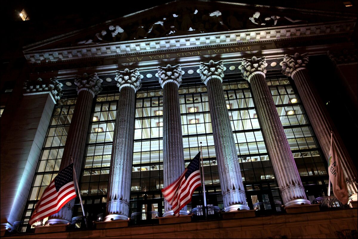 Treasury Traders Becoming ‘24 Hour Party People’ - Bloomberg