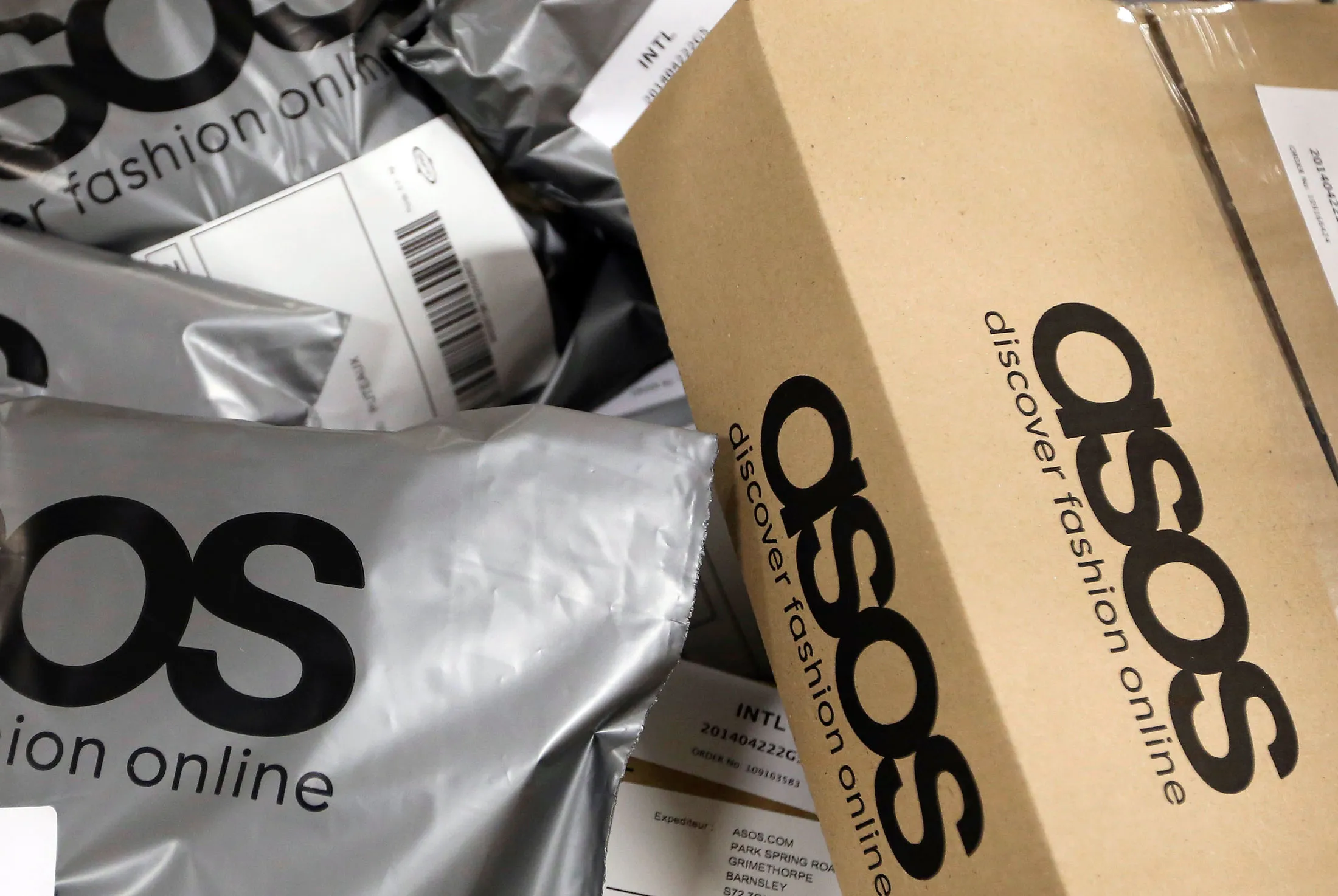 Asos Sees Full-Year Sales Near High End of Forecast Range - Bloomberg