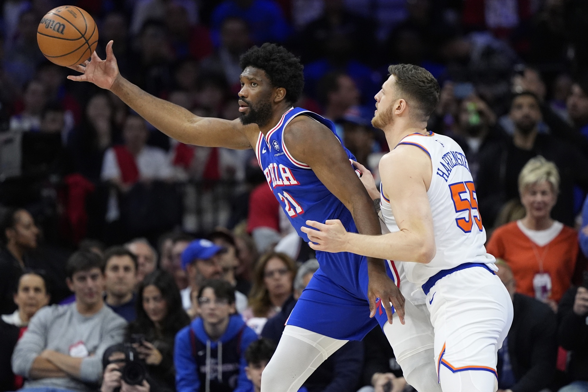 Joel Embiid scores 50 points to lead 76ers past Knicks 125-114 to cut ...