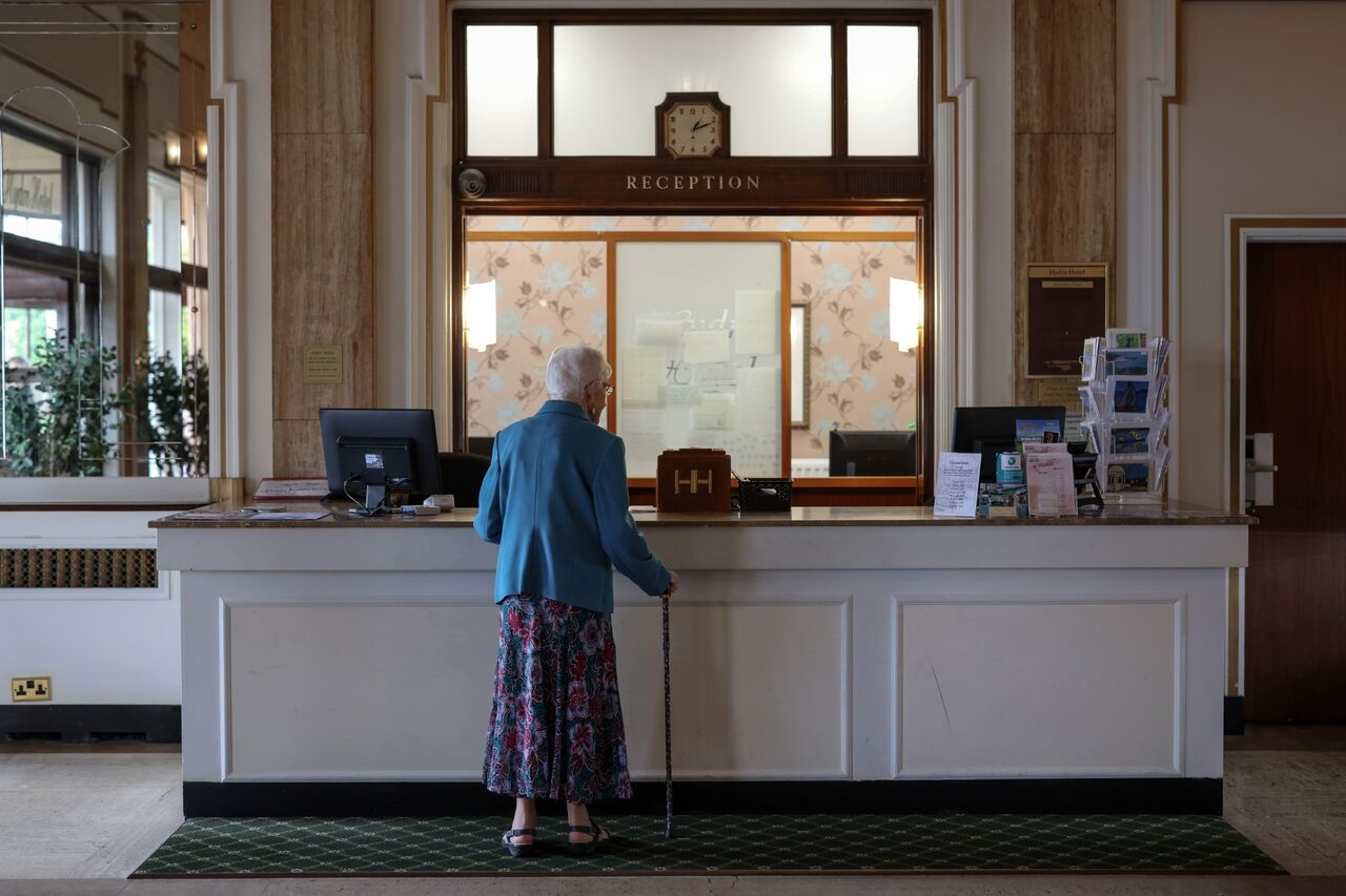 England Job Openings: Opportunities Dry Up In Seaside Towns as ...