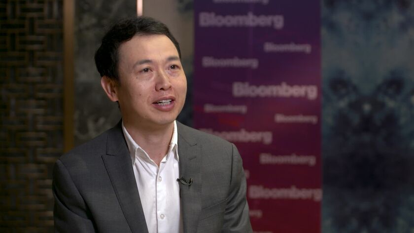 JD.com CEO Xin Lijun Warns Consumer Recovery Months Away - Bloomberg