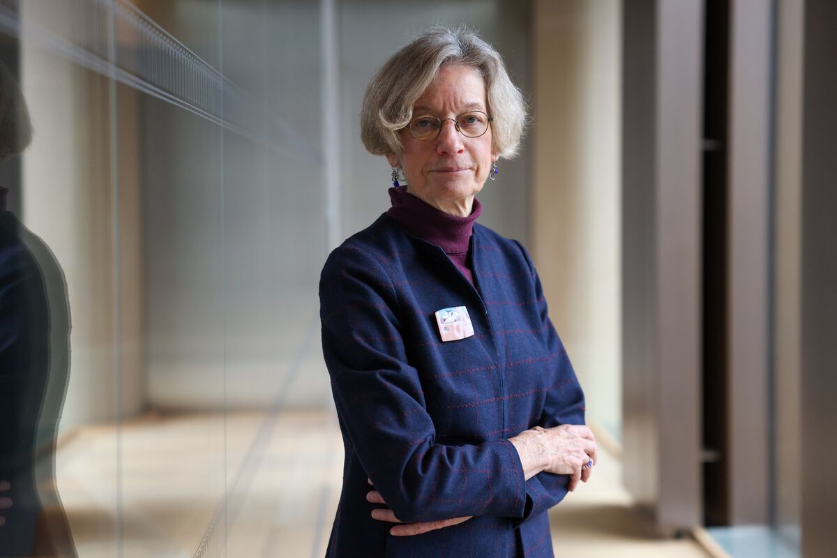 BOE’s Catherine Mann Says UK Government Needs Longer-Term Agenda ...