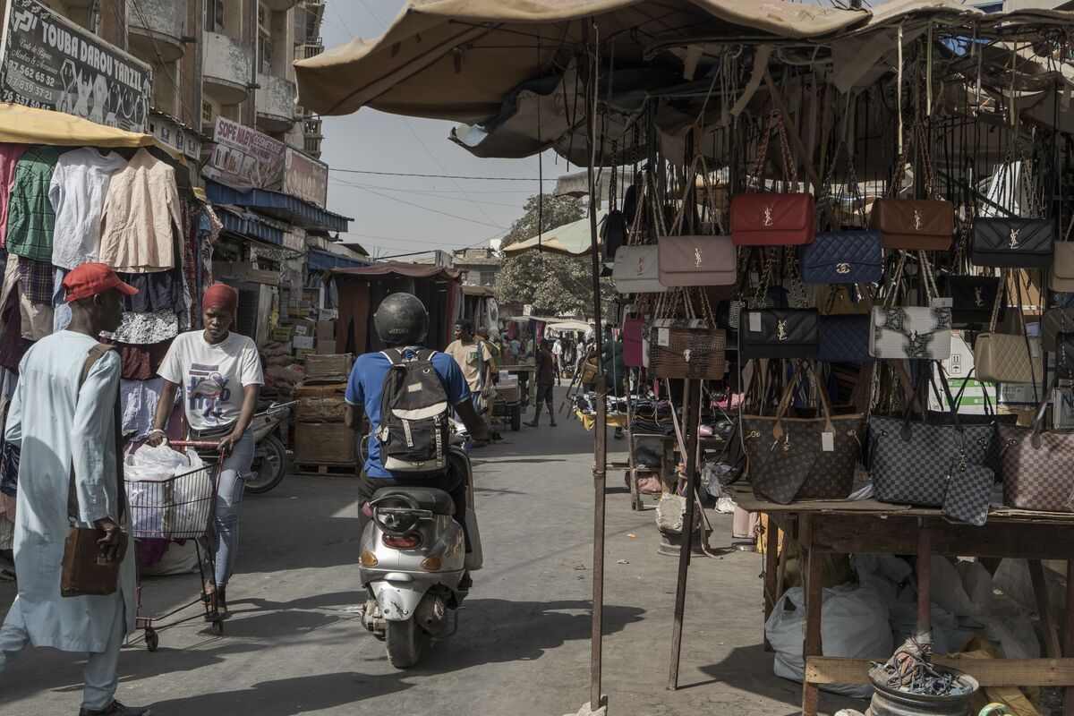 Senegal Pays Foreign-Currency Bond Coupons Early Before IMF Talks ...