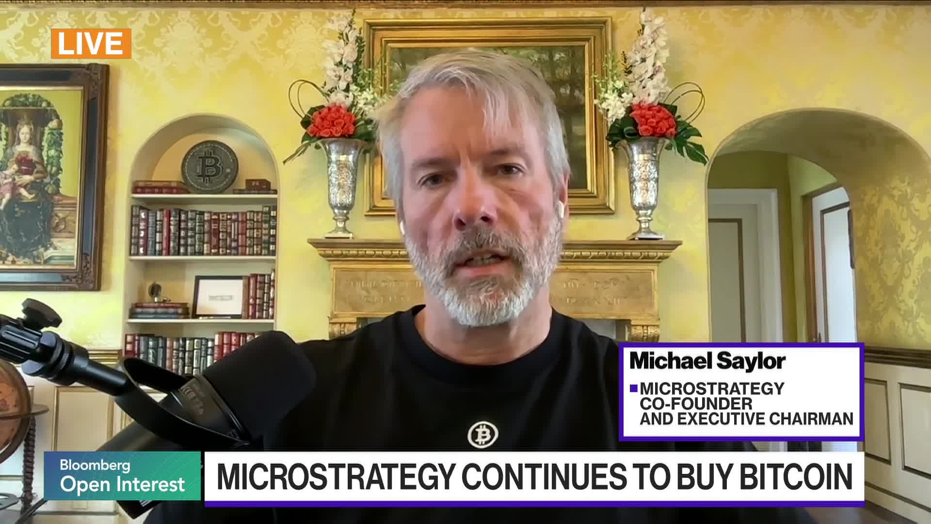 Watch Saylor Says He'd be Willing to Advise Trump on Crypto - Bloomberg