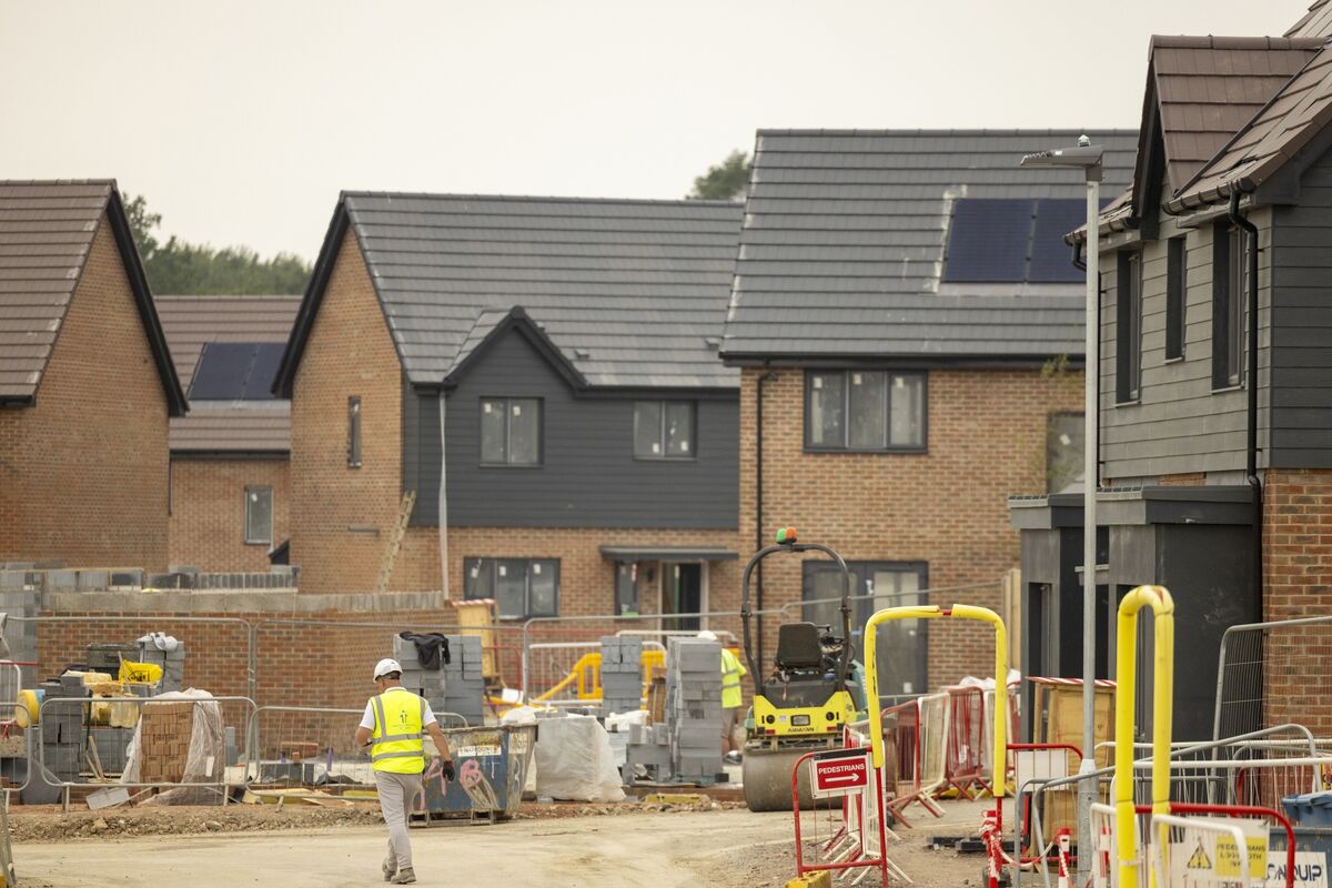 UK Banks Brace for a Lending Boom on Labour’s Housebuilding Goals ...