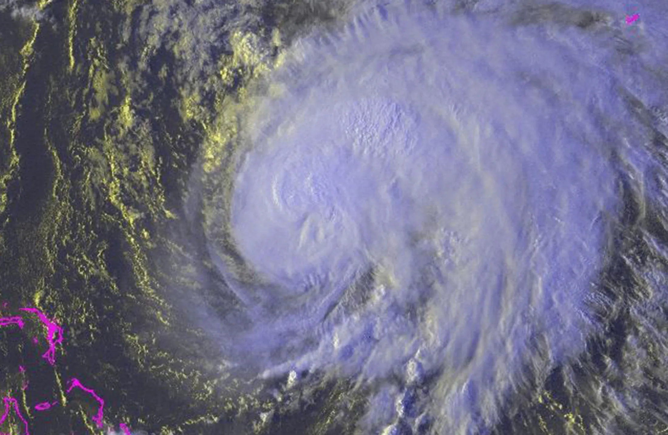 Hurricane Jose May Threaten New York, U.S. East Coast Next Week - Bloomberg