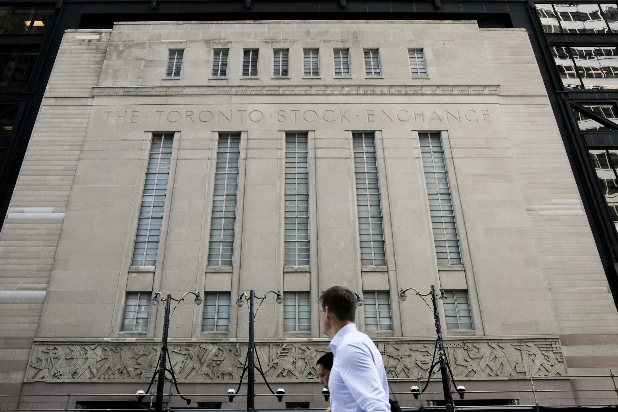 Canadian stock exchange store