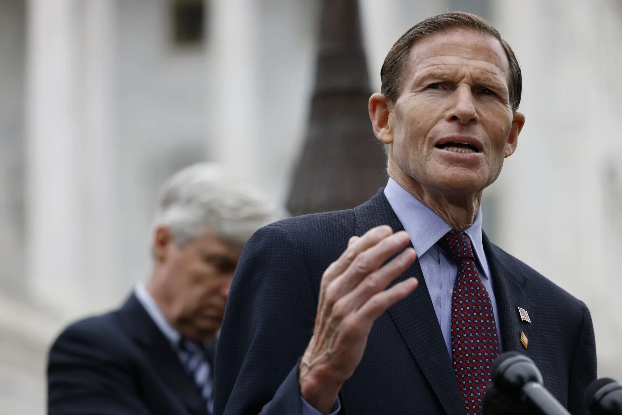 Senate Asks PGA, Saudi Officials to Testify on LIV Deal - Bloomberg