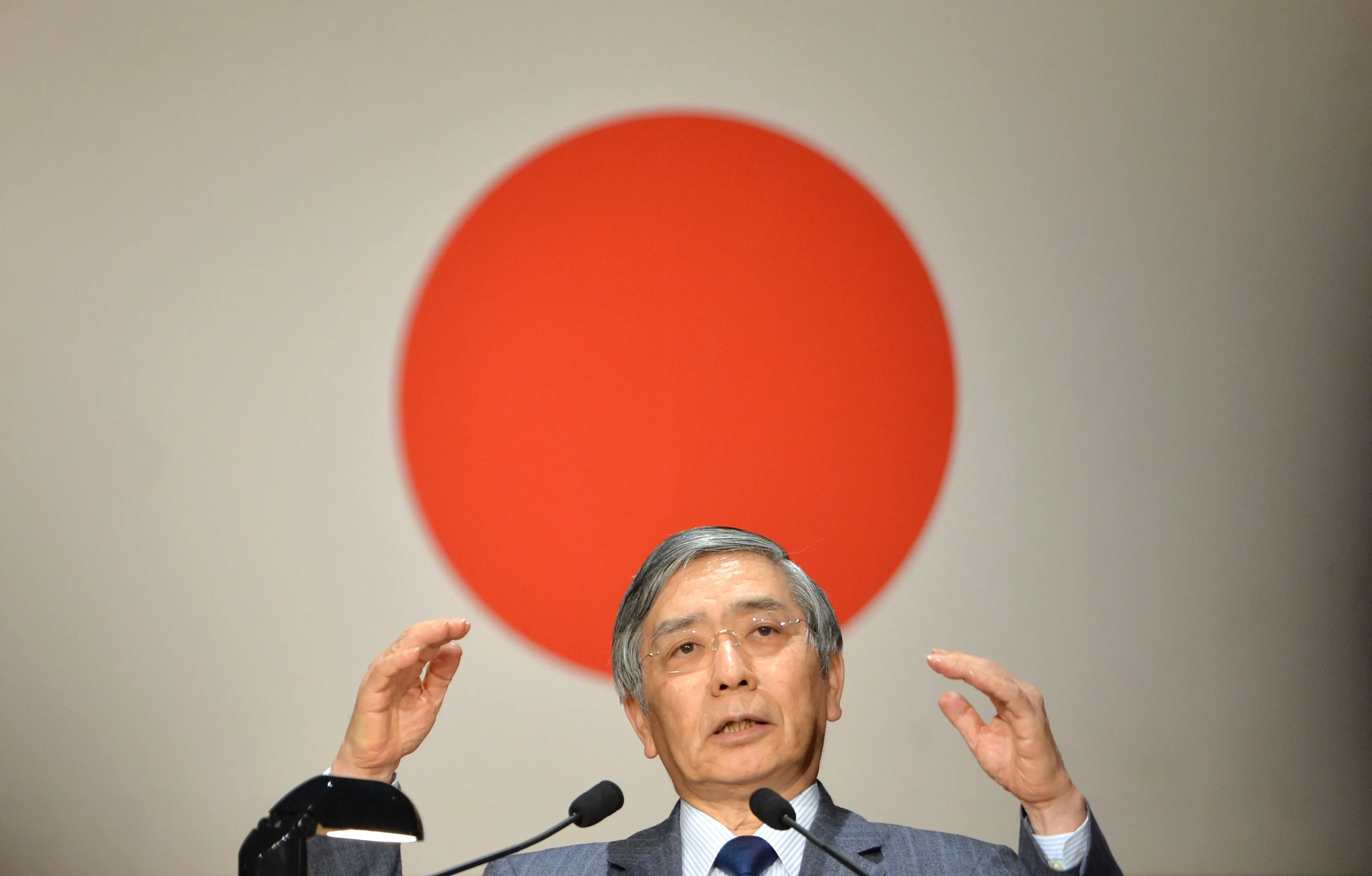 Japan's Newest Export: Deflation - Bloomberg