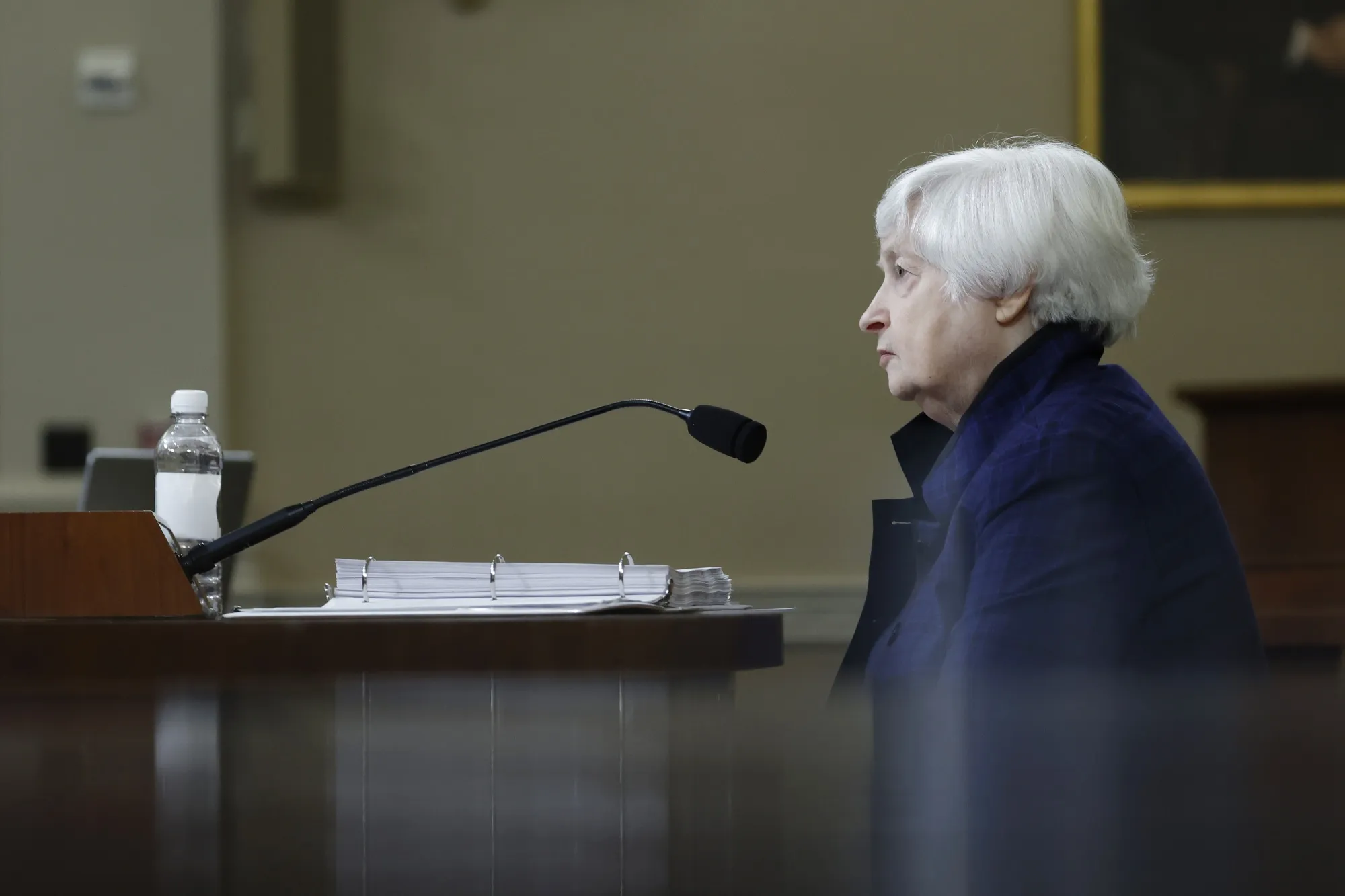Yellen Warns on Risk to Fed Independence Amid Trump Speculation - Bloomberg