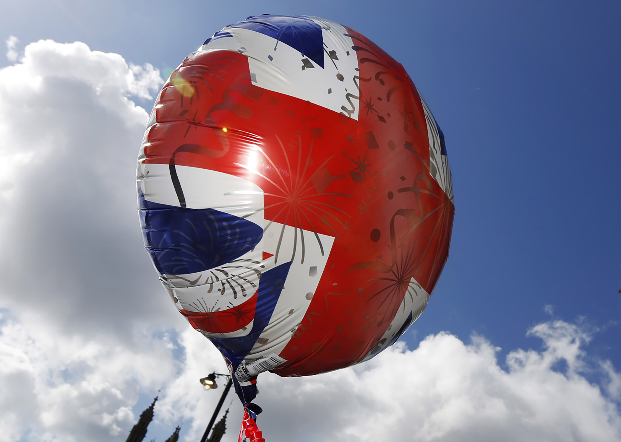 Brexit Latest: Here's What Can Go Wrong for Pound Sterling - Bloomberg