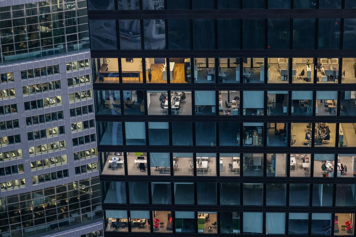 運用会社がチキンレース、リサーチ費用の顧客転嫁巡り－MiFID見直し - Bloomberg