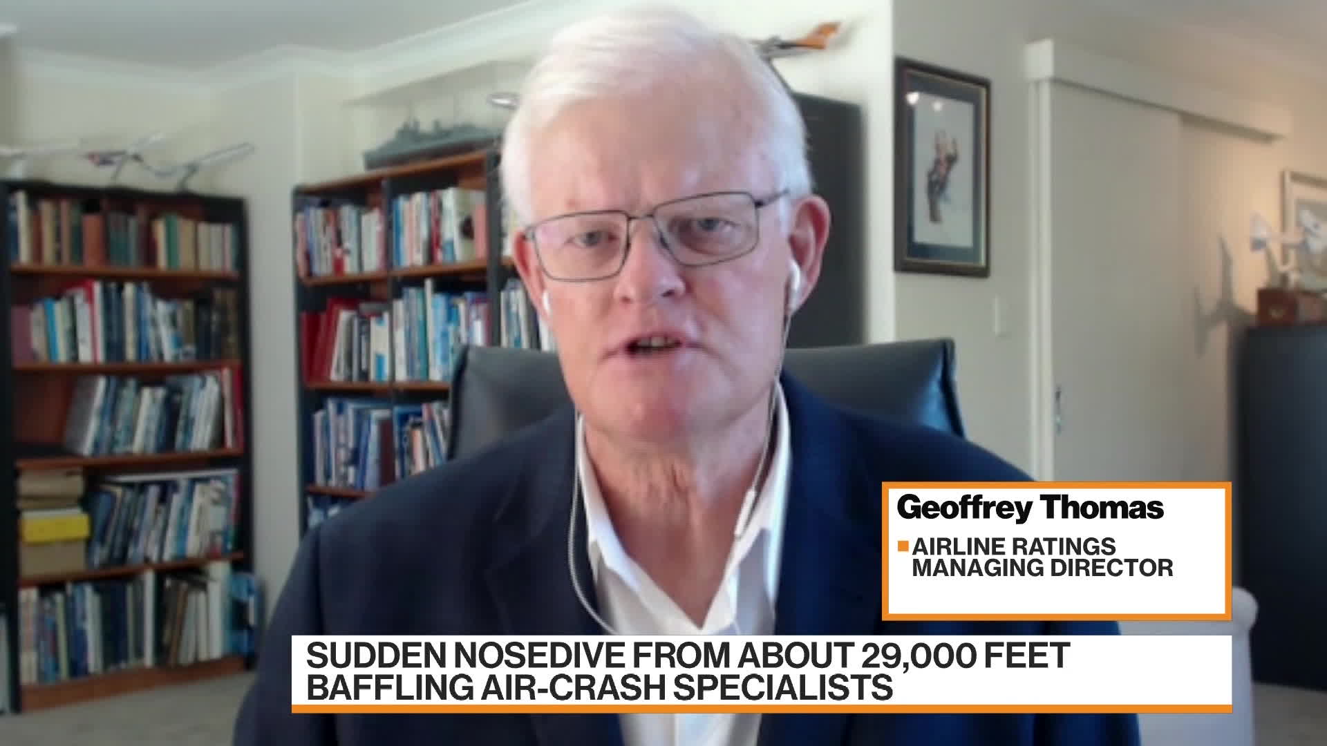 Watch Airline Ratings Geoffrey Thomas on China Plane Crash - Bloomberg