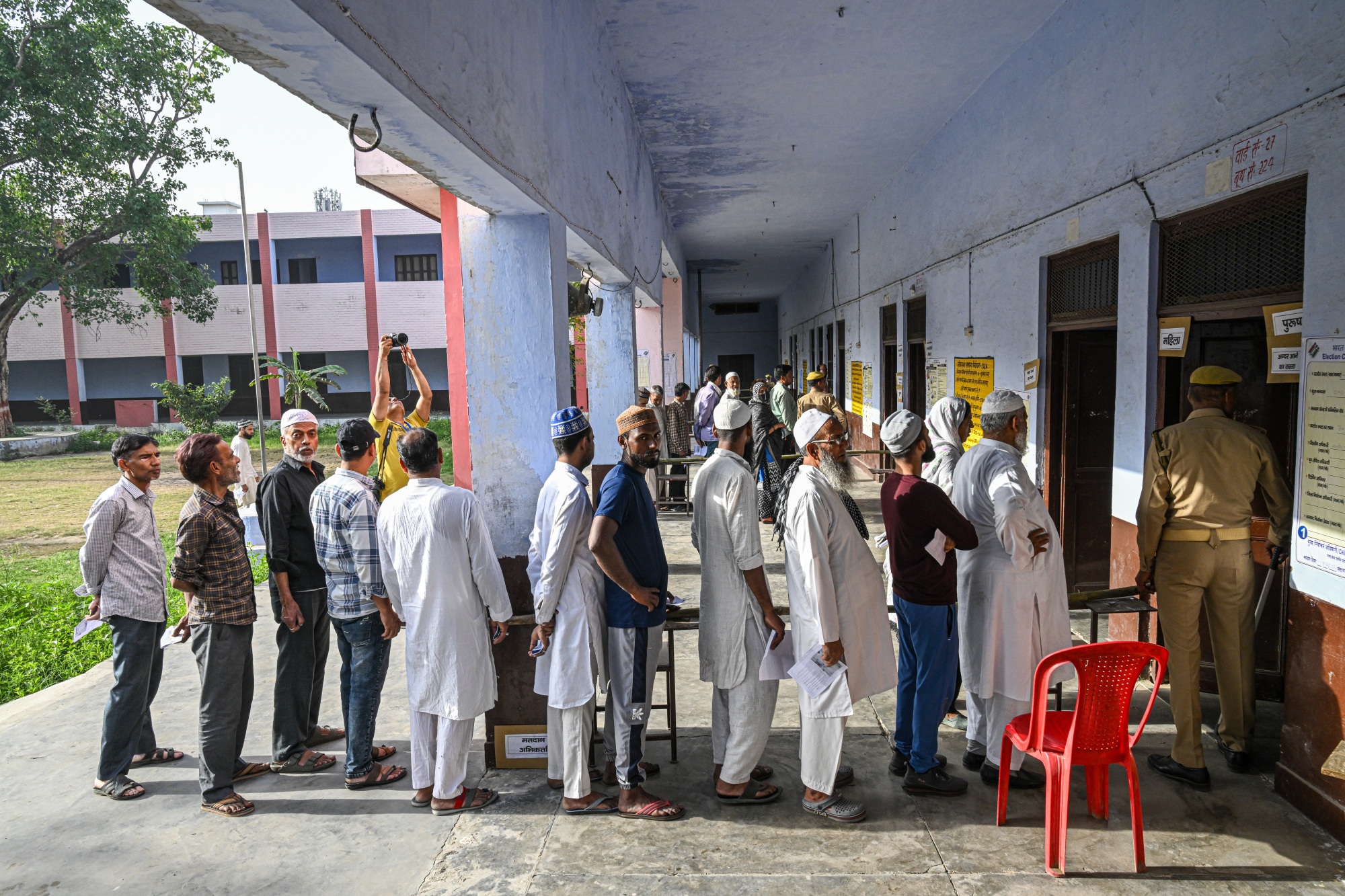 India Goes to Vote as Heat Grips Parts of Nation: Weather Watch - Bloomberg