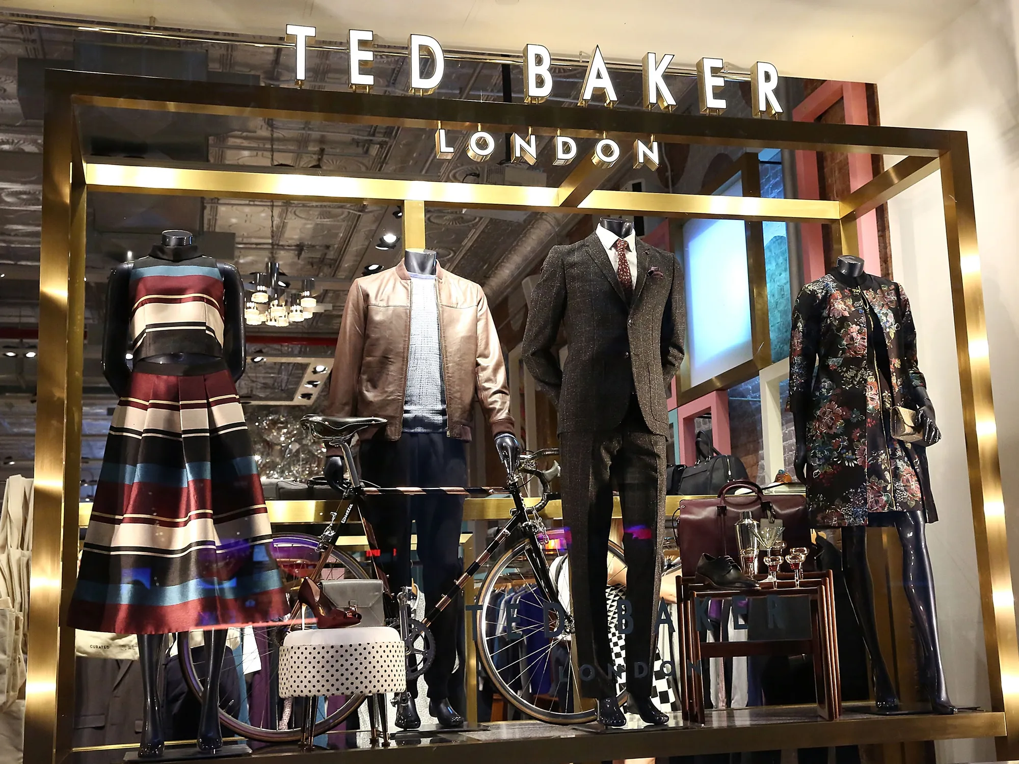 Ted Baker Plunges After Markdowns Deepen U.K. Retailer's Crisis - Bloomberg