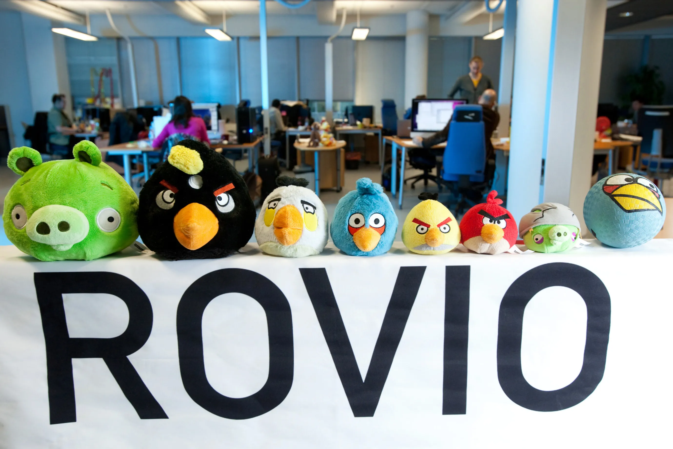 Angry Birds Game Maker Rovio Gets $810 Million Bid From Playtika (ROVIO ...