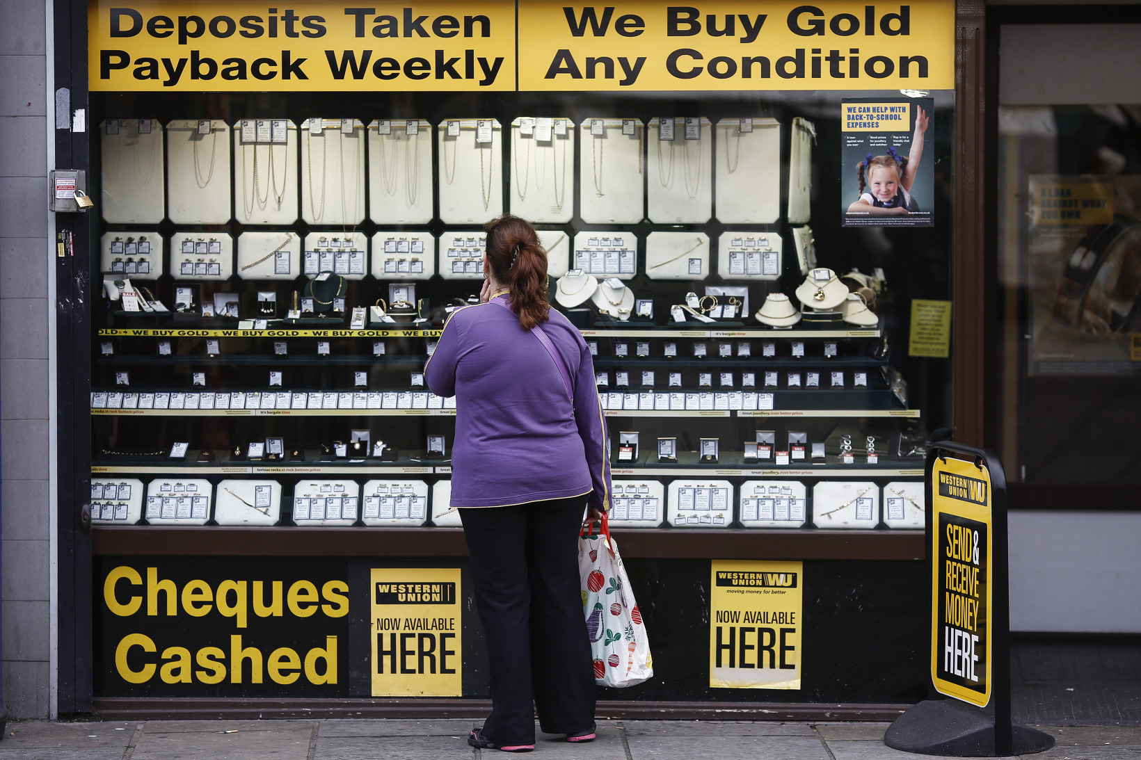 UK’s Stock Winners and Losers of 2022: Retail, Pubs and a Pawnbroker ...