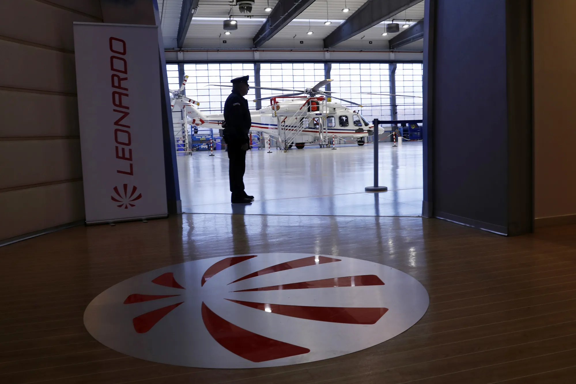 Italy Aerospace Company Leonardo Approves U.S. IPO of DRS Unit - Bloomberg